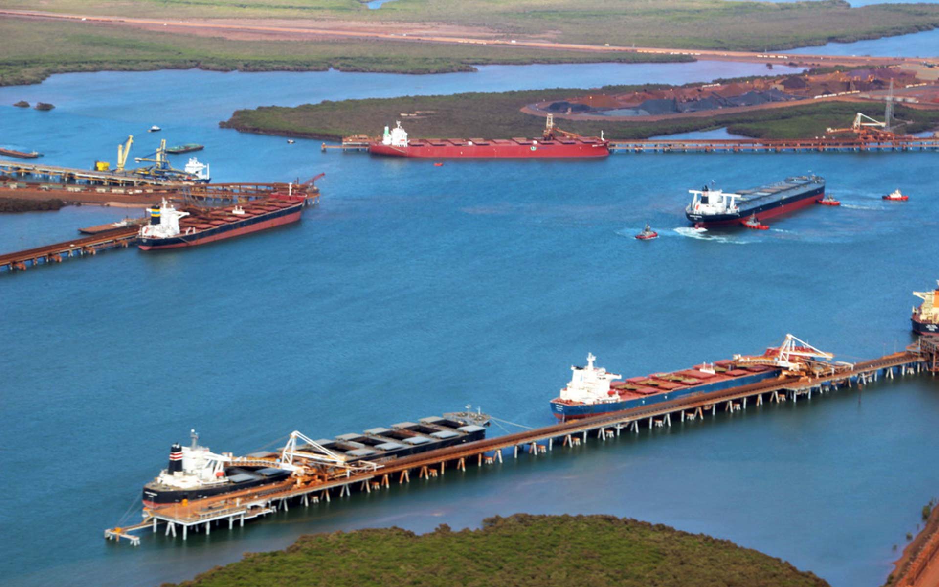 About Us - HHI - Crane Hire Pilbara