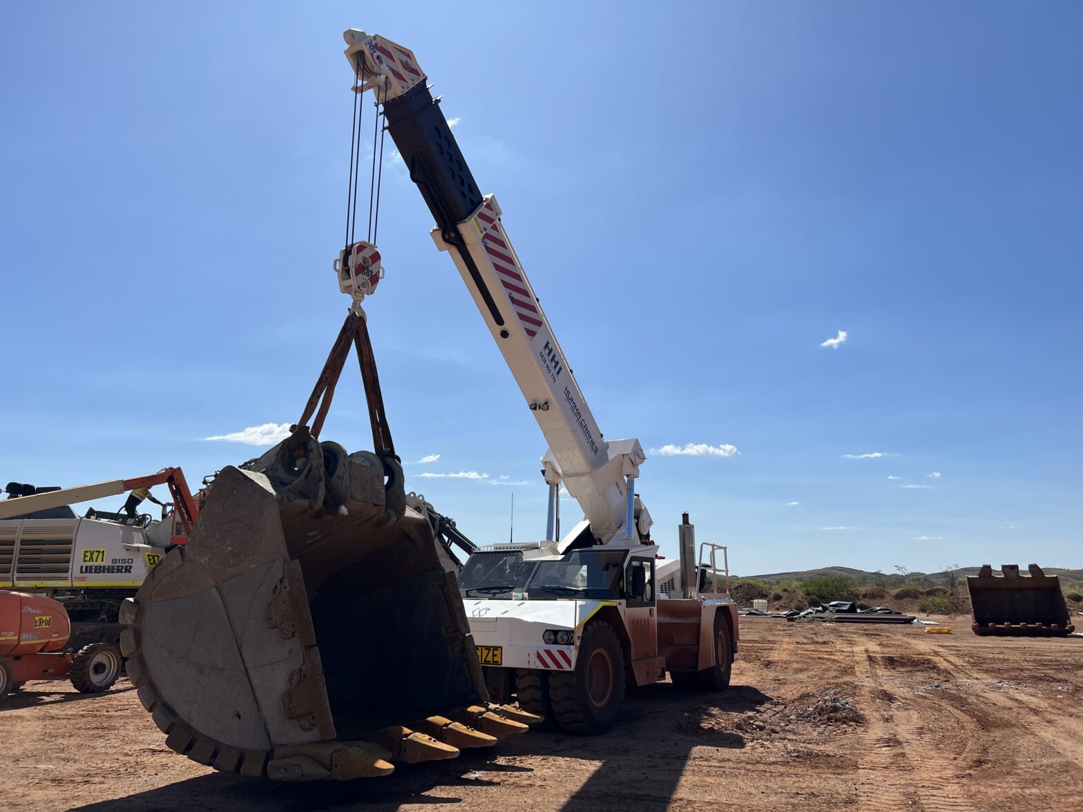 55T Humma Crane - HHI - Crane Hire Pilbara